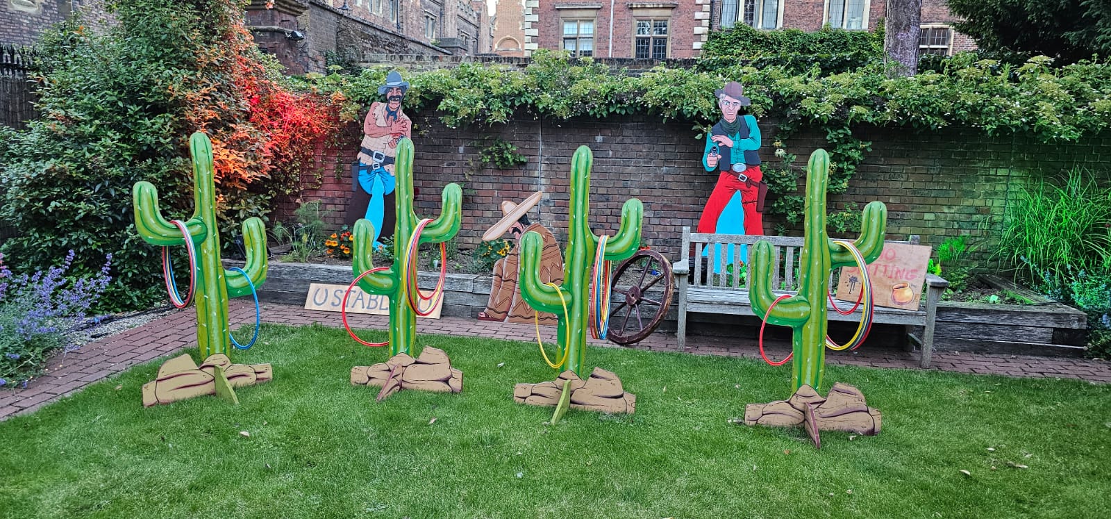 RODEO BULL HIRE - LONDON - ESSEX - KENT - SURREY